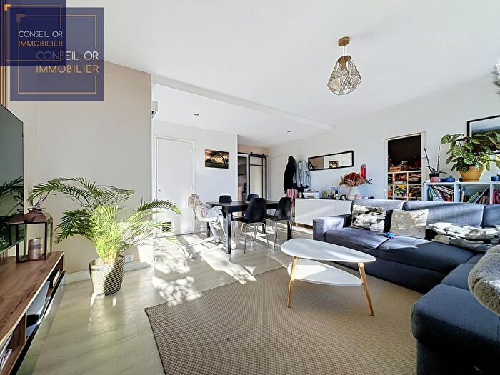 Appartement 5 pièces à vendre - Oullins, Golf, Célestins