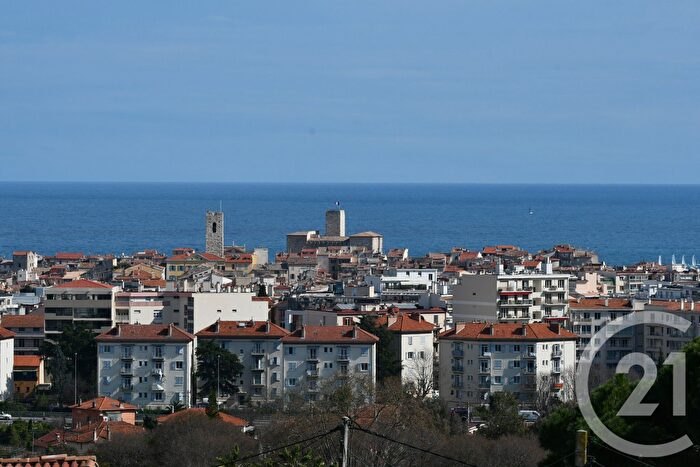 Appartement à vendre - Antibes, Antibes-les-Pins, Trianon, Le Fournel, Peyregoue - 3 pièces - 2 chambres