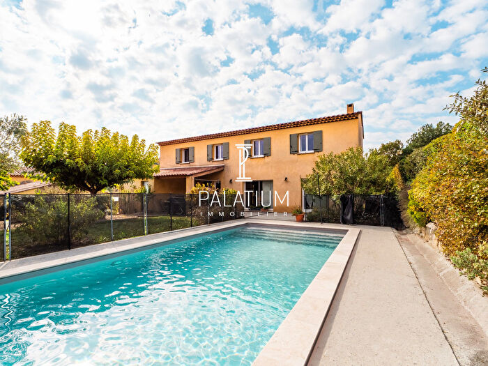 Maison à vendre - Pierrevert - 6 pièces - 4 chambres