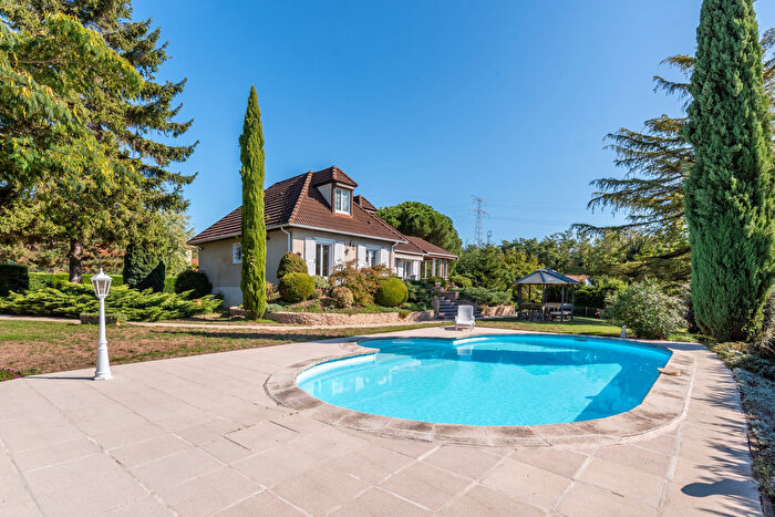 Maisons à vendre et appartements à louer - 1