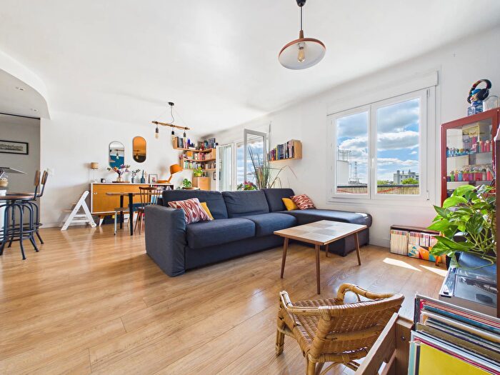 Appartement 4 pièces à vendre à Nantes, Saint-Clément, Jardin des plantes, Caserne Lamoricière