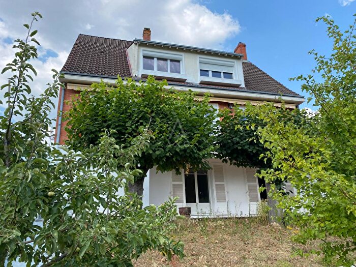 Maison à vendre - Gien, Centre-ville - 7 pièces - 6 chambres