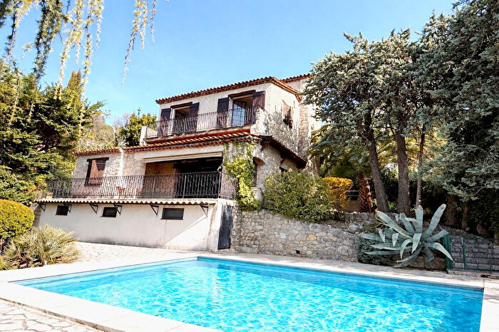 Maison à vendre - Montauroux - 4 pièces - 3 chambres