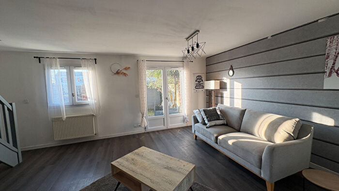 Maison à louer - Saint-Sébastien-sur-Loire, Est - 4 pièces - 3 chambres