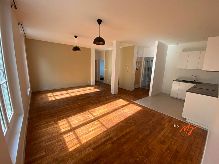 Appartement à louer - Brest, Centre-ville, Port - 4 pièces - 2 chambres