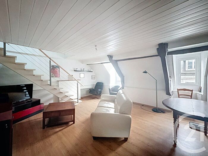 Appartement à louer - Guingamp - 3 pièces - 2 chambres