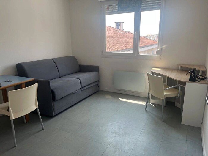 Appartement 1 pièce à louer - Saint Louis, Lyon 7ème arrondissement