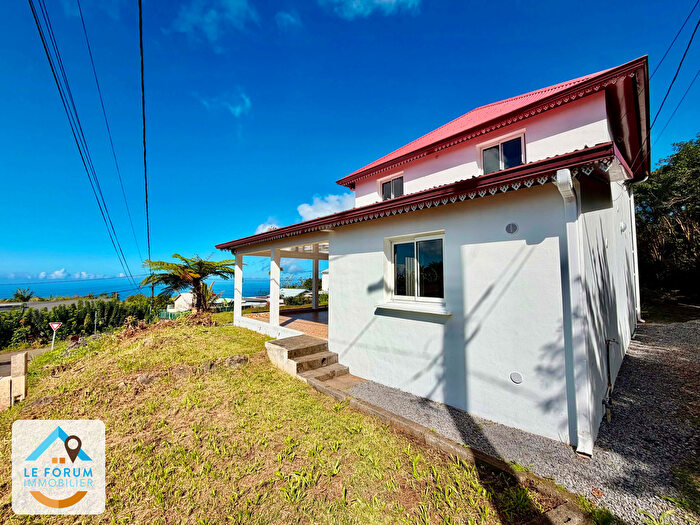 Maison 5 pièces à Saint-Joseph, à vendre