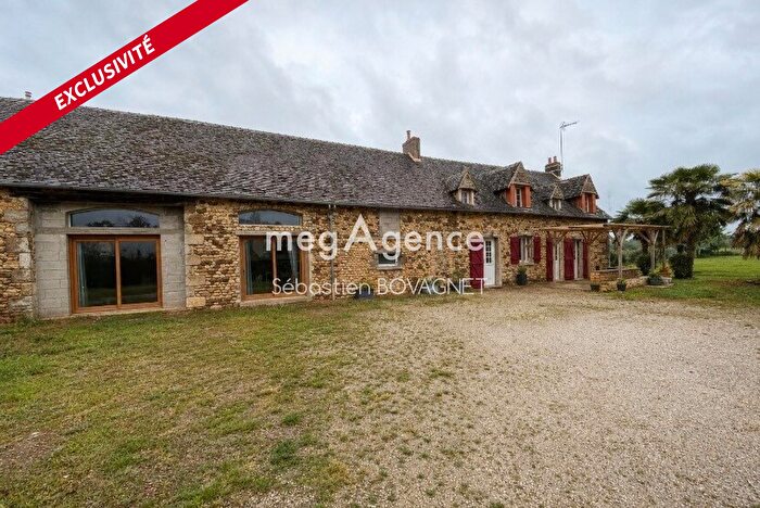 Juillé : Maison 10 pièces à vendre