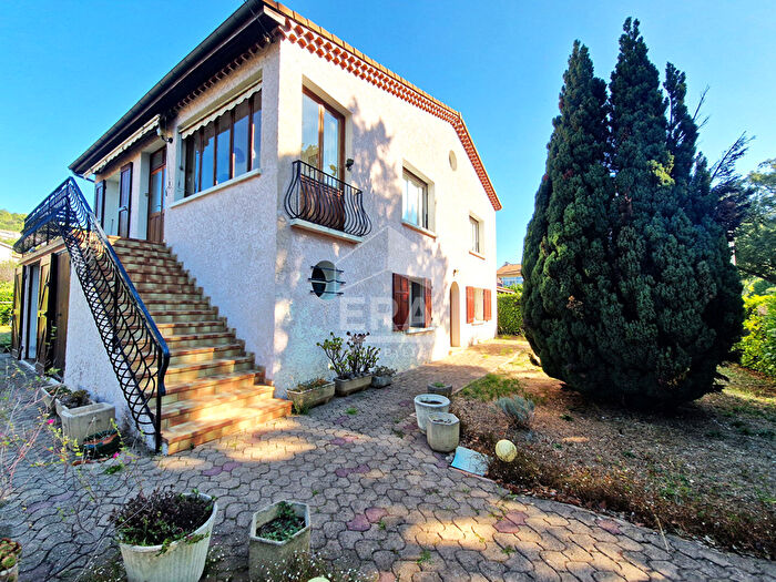 Maison à vendre - Château-Arnoux-Saint-Auban - 4 pièces - 3 chambres