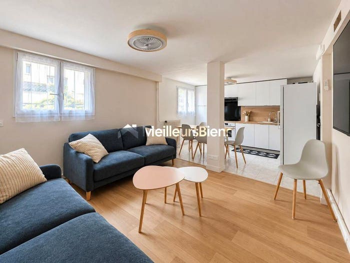 La Rapie, Bagneux : Maison 8 pièces à louer