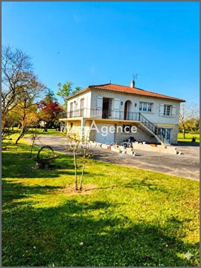 Maison à vendre - Aulnay - 6 pièces - 3 chambres