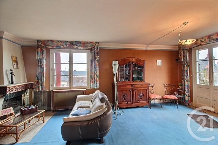 Appartement à vendre - Vendôme, Centre-ville, Rochambeau - 7 pièces - 6 chambres