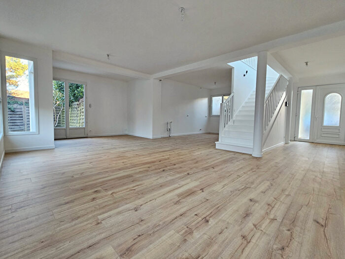 Maison à vendre - Villecresnes - 4 pièces - 2 chambres