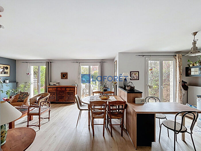 Maison à vendre - Saint-Pierre-du-Perray - 6 pièces - 4 chambres