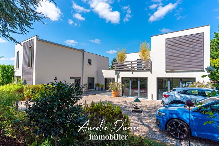 Maison à vendre - Saint-Cyr-sur-Loire, Grosse Borne - 10 pièces - 7 chambres