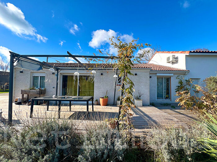 Maison à vendre - Puylaurens - 4 pièces - 3 chambres