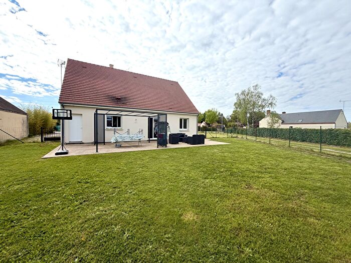Maison à vendre - Vitry-aux-Loges - 4 pièces - 3 chambres