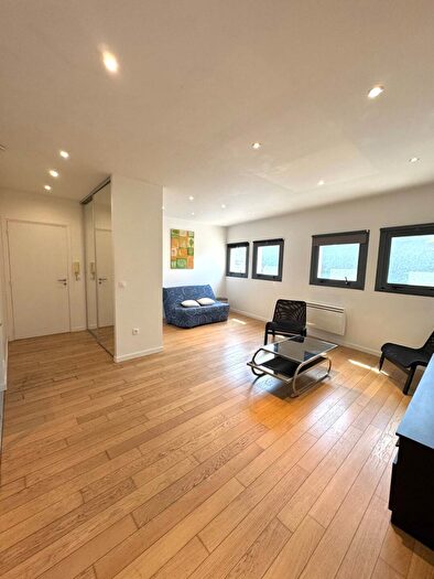 Appartement à louer - Port à lAnglais, Vitry-sur-Seine - 1 pièce