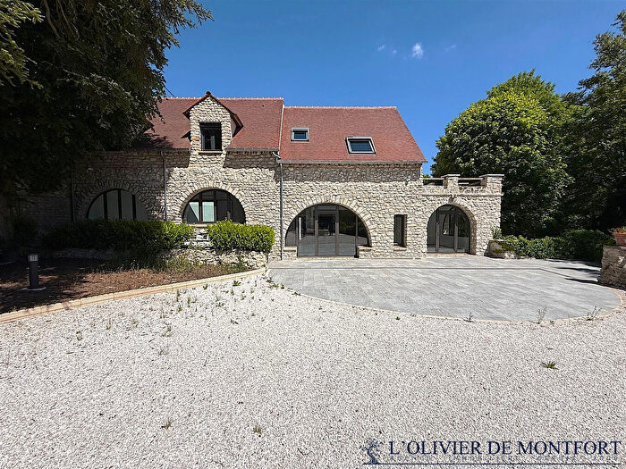 Montchauvet : Maison 10 pièces à vendre