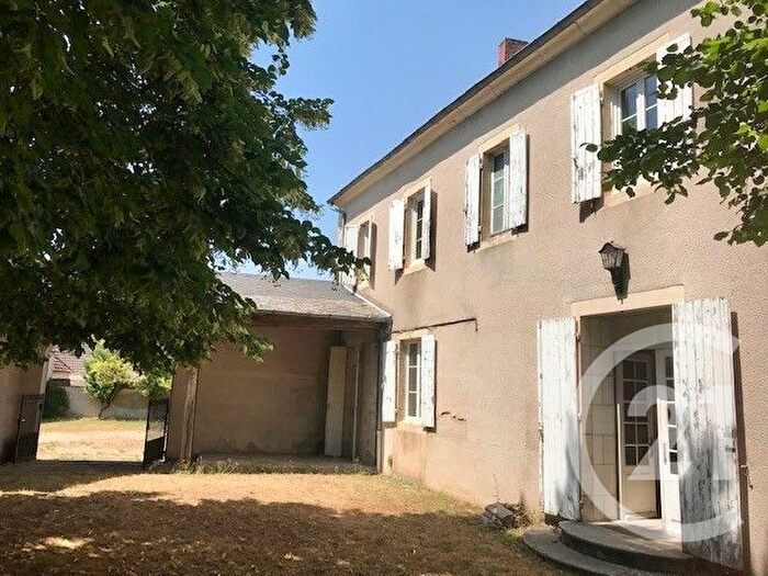Maison 11 pièces à Blet, à vendre