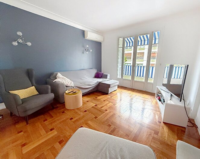 Appartement à vendre - Nice, Cimiez - 3 pièces - 2 chambres