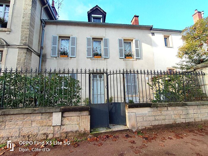 Docteur Lavalle, Dijon - Appartement 1 pièce à louer