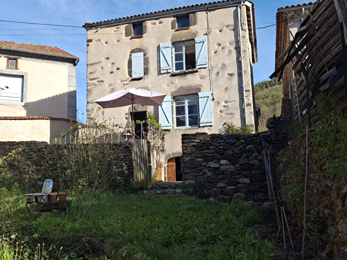Maison 5 pièces à vendre à Auriac-l'Église