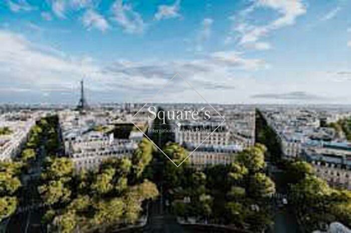 Appartement 6 pièces à Paris 8ème, Mairie, à vendre