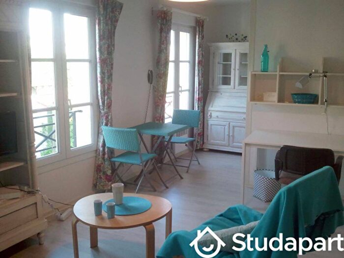 Appartement 1 pièce à louer à Centre Ville Nord Ouest, Fontainebleau