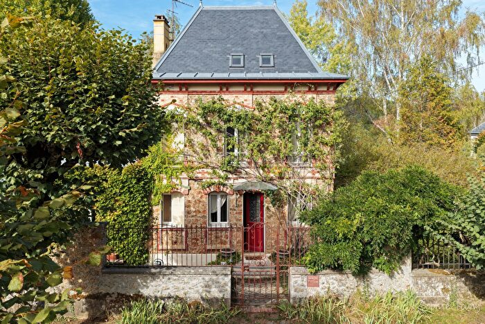 Maison 7 pièces à Saint-Rémy-lès-Chevreuse, à vendre