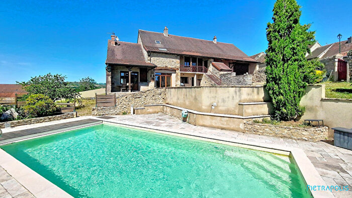 Sigy-le-Châtel - Maison 8 pièces à vendre