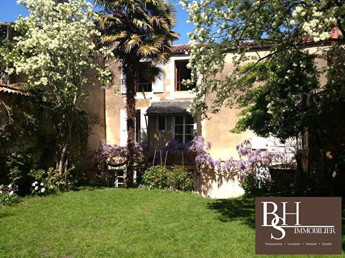 Poitiers : Maison 8 pièces à vendre