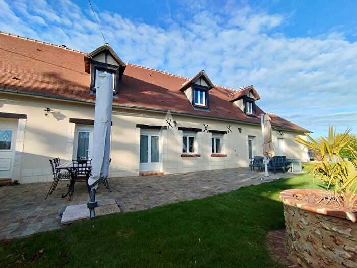 Maison à vendre - Saint-Maixme-Hauterive - 5 pièces - 4 chambres