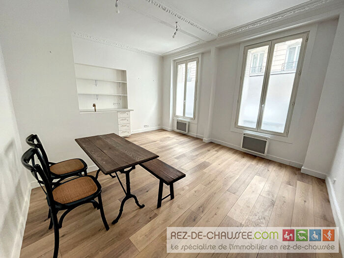 Appartement à vendre - Paris e , Jules Joffrin - 2 pièces - 1 chambre