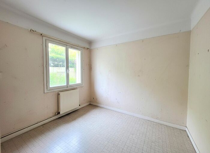 Ville-dAvray - Appartement 1 pièce à vendre