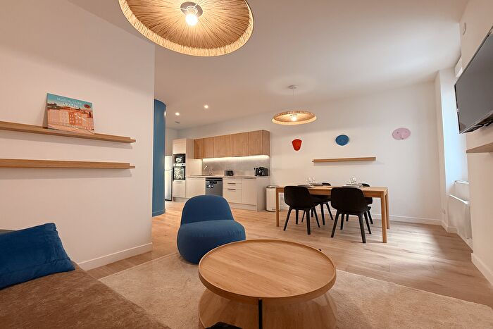 Ferrandière Maisons-Neuves, Villeurbanne - Appartement 4 pièces à louer