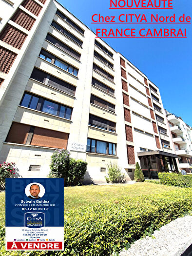 Appartement 6 pièces à Cambrai, Centre-Ville, Gare, à vendre