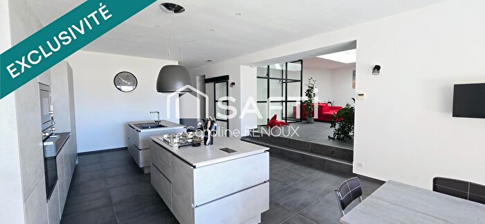 Maison à vendre - Lauris - 2 pièces - 2 chambres