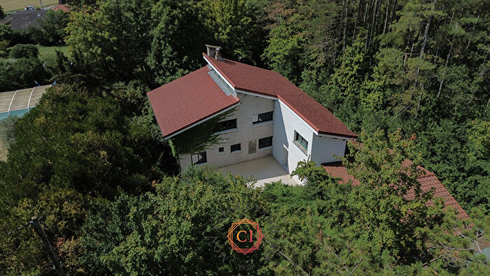Pessat-Villeneuve - Maison 8 pièces à vendre