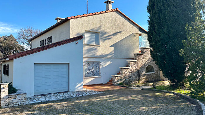 Maison à vendre - Saint-Gély-du-Fesc - 8 pièces - 5 chambres