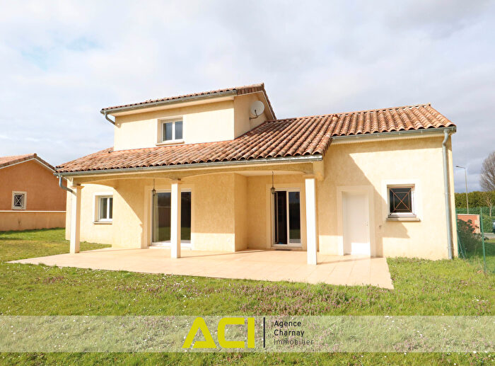 Maison à louer - Prissé - 5 pièces - 3 chambres