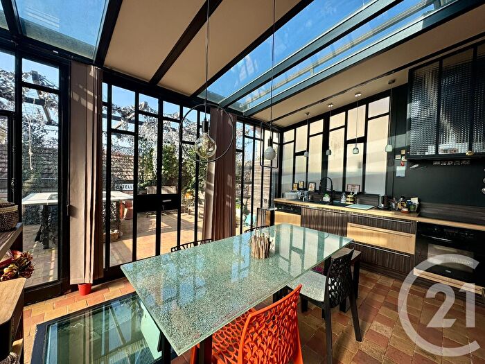 Maison à vendre - Villeurbanne, Les Poulettes - 7 pièces - 4 chambres