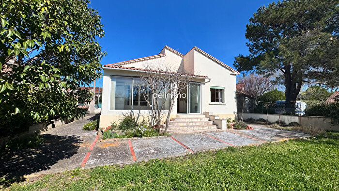 Maison à vendre - Pélissanne - 4 pièces - 3 chambres