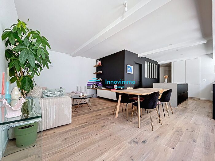 Appartement à vendre - Strasbourg, Forêt Noire - 3 pièces - 2 chambres