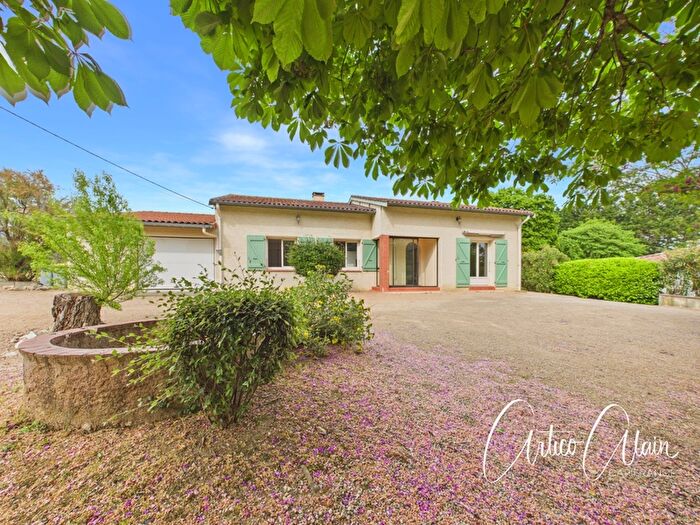 Maison à vendre - Ayguesvives - 4 pièces - 3 chambres