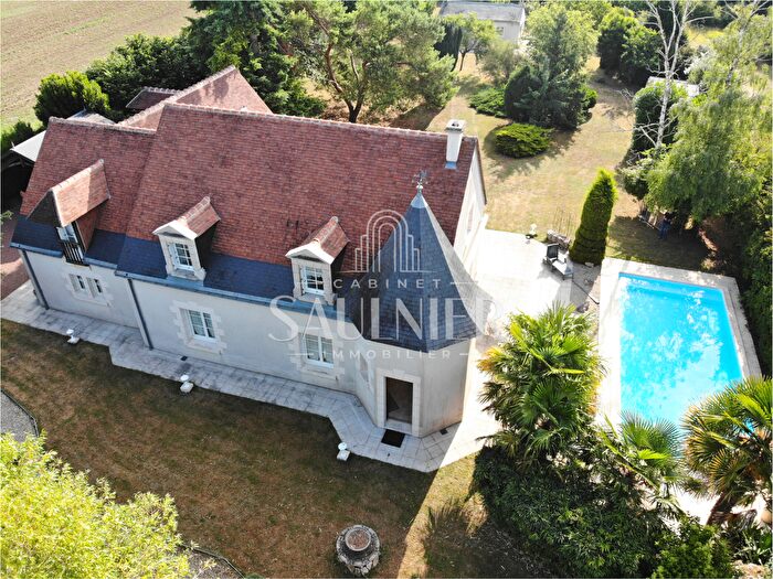 Maison 9 pièces à vendre à Athée-sur-Cher