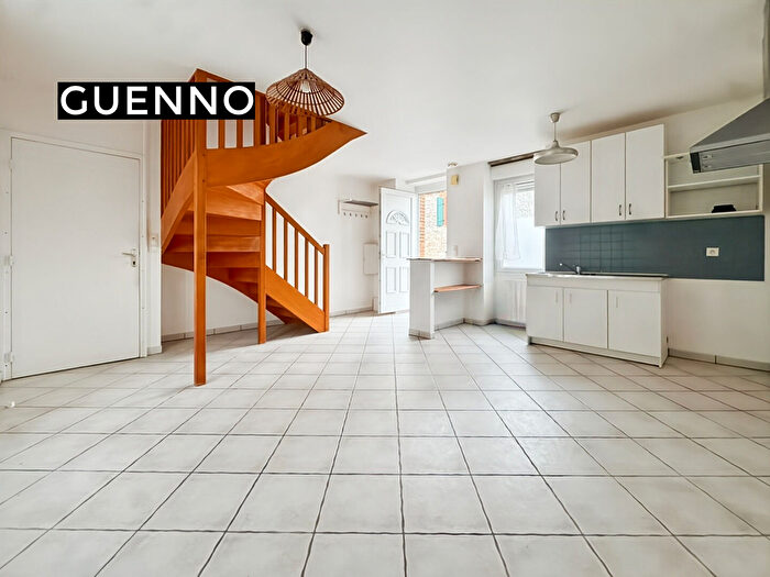 Maison à vendre - Bourg-des-Comptes - 3 pièces - 2 chambres