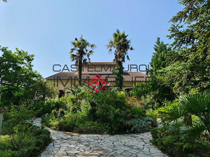 Maison à vendre - Montastruc-la-Conseillère - 5 pièces - 3 chambres