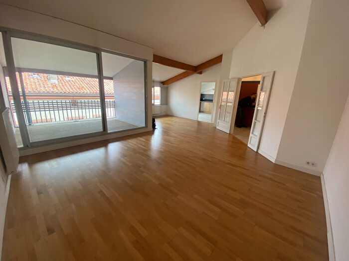 Toulouse, Saint-Cyprien - Appartement 3 pièces à louer